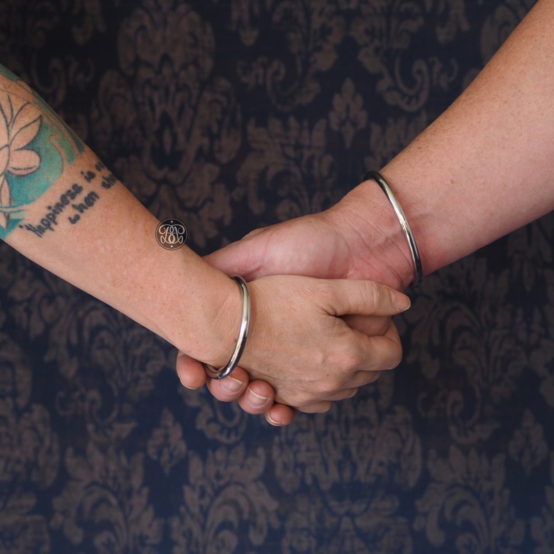 BDSM Locking Bangle - Silver - Etsy