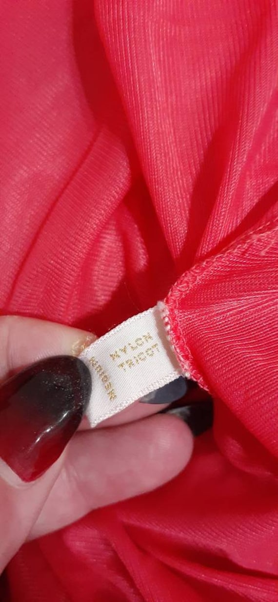 1960s Red Sheer Ruffled Nylon Short Boudoir Robe - Gem