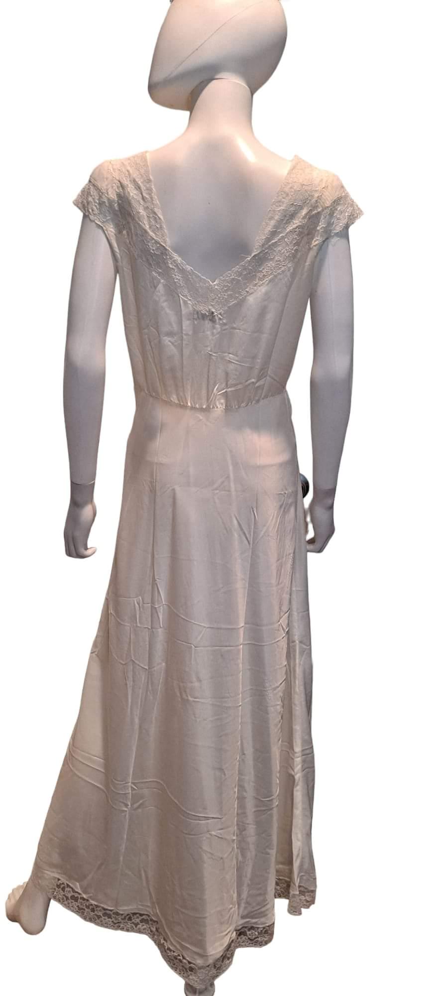 1940s Barbizon Symphony off White Negligee Night Gown - Etsy