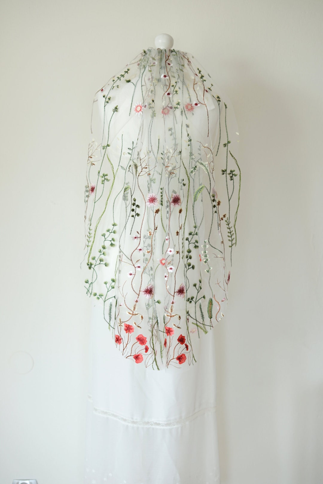 Floral Bridal Wedding Veil, Flower Pop Lace Secret Garden Veil Flower ...