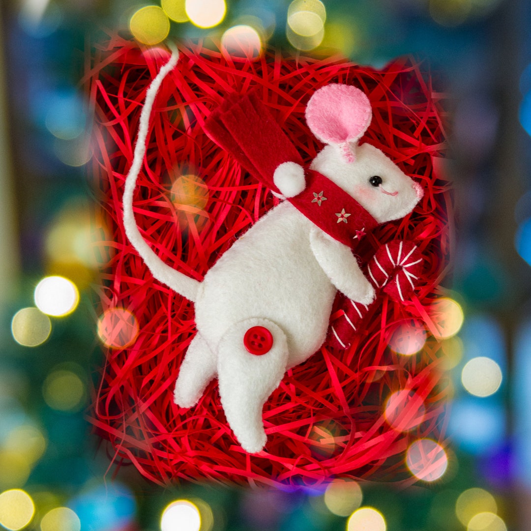 Hand-stitched Wool Felt Christmas Mouse Ornament: Candy Cane & Scarf - Etsy