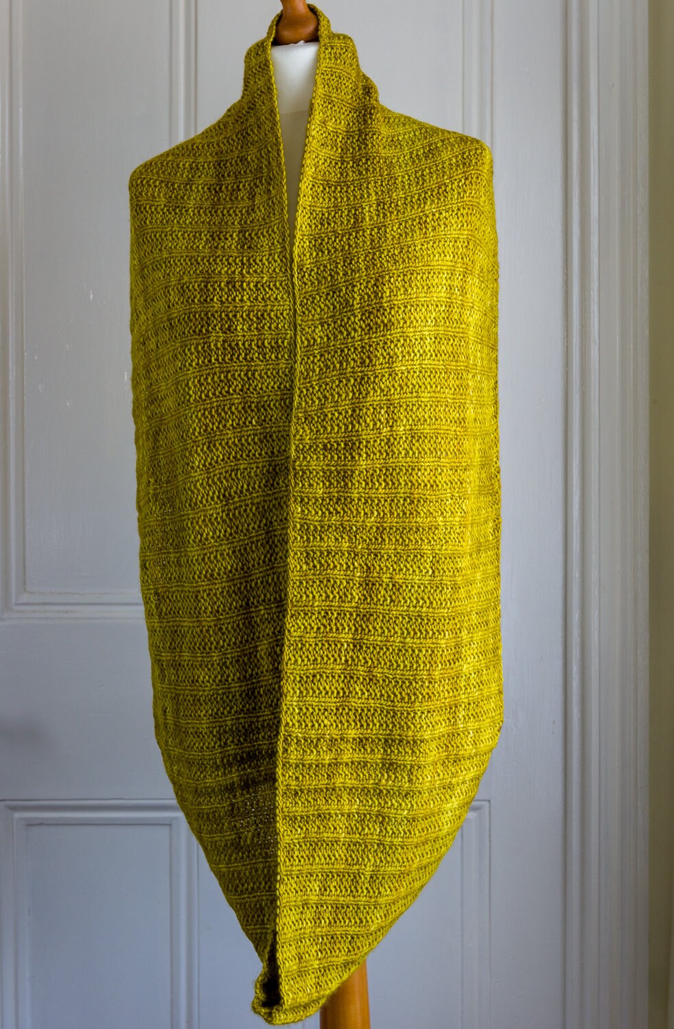 Cowl knitting pattern suitable for confident beginner with 3 | Etsy