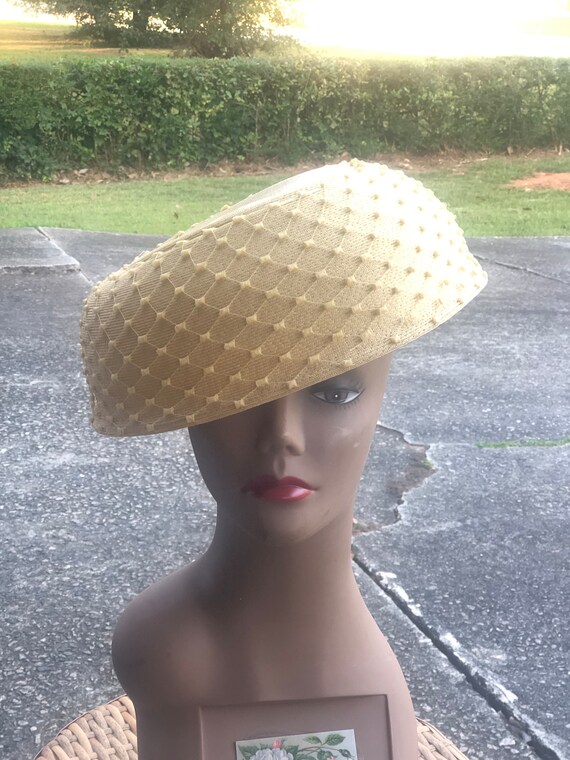 1960s light yellow - Gem