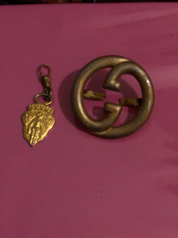 Vintage Gucci Pendant Crest and Emblem - Etsy
