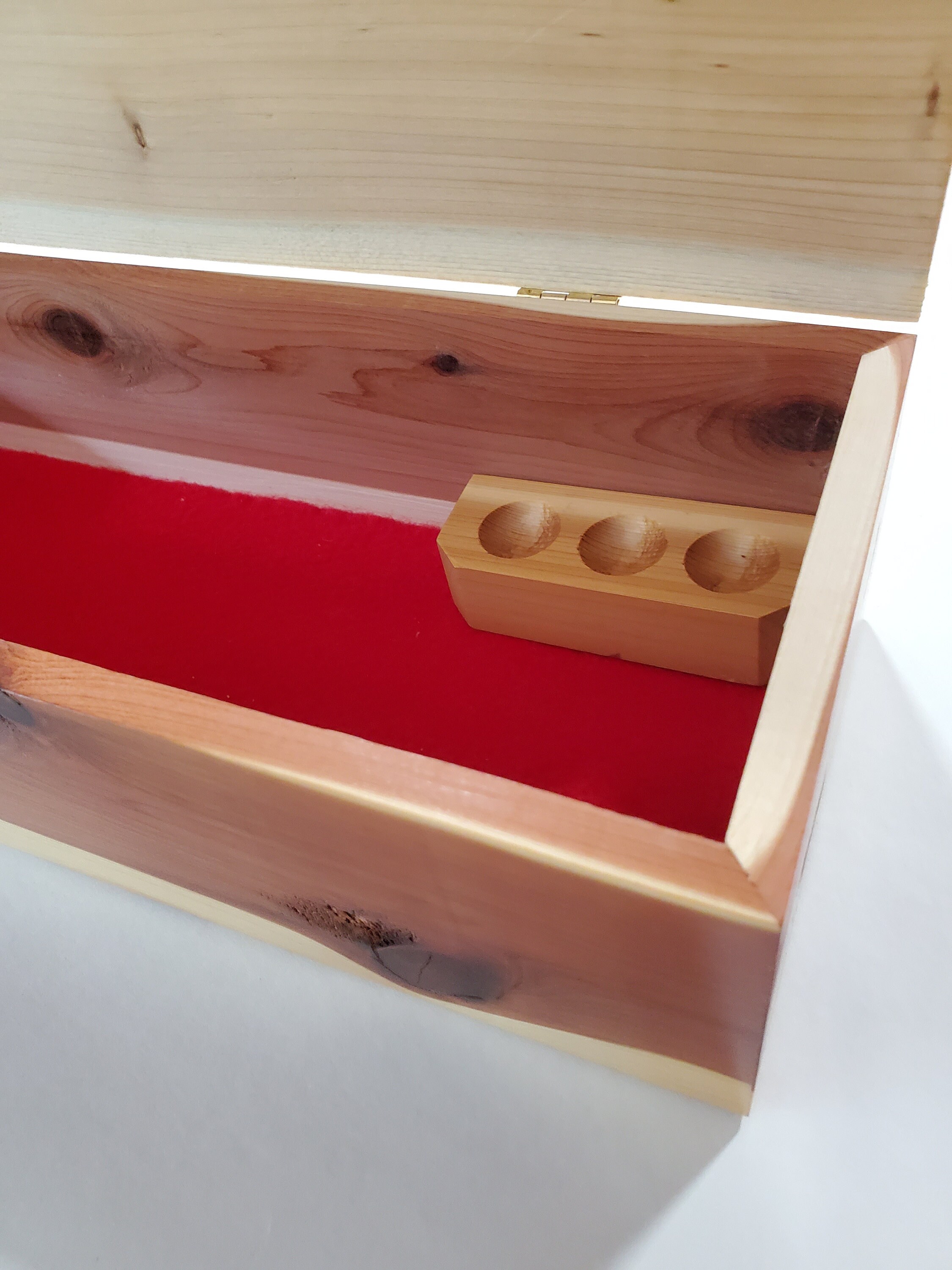 Native American Eagle Feather Keepsake Box. Made of Cedar - Etsy