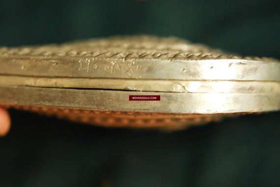 274 Old Silver Betel Nut Leaf Holder Box - Gem