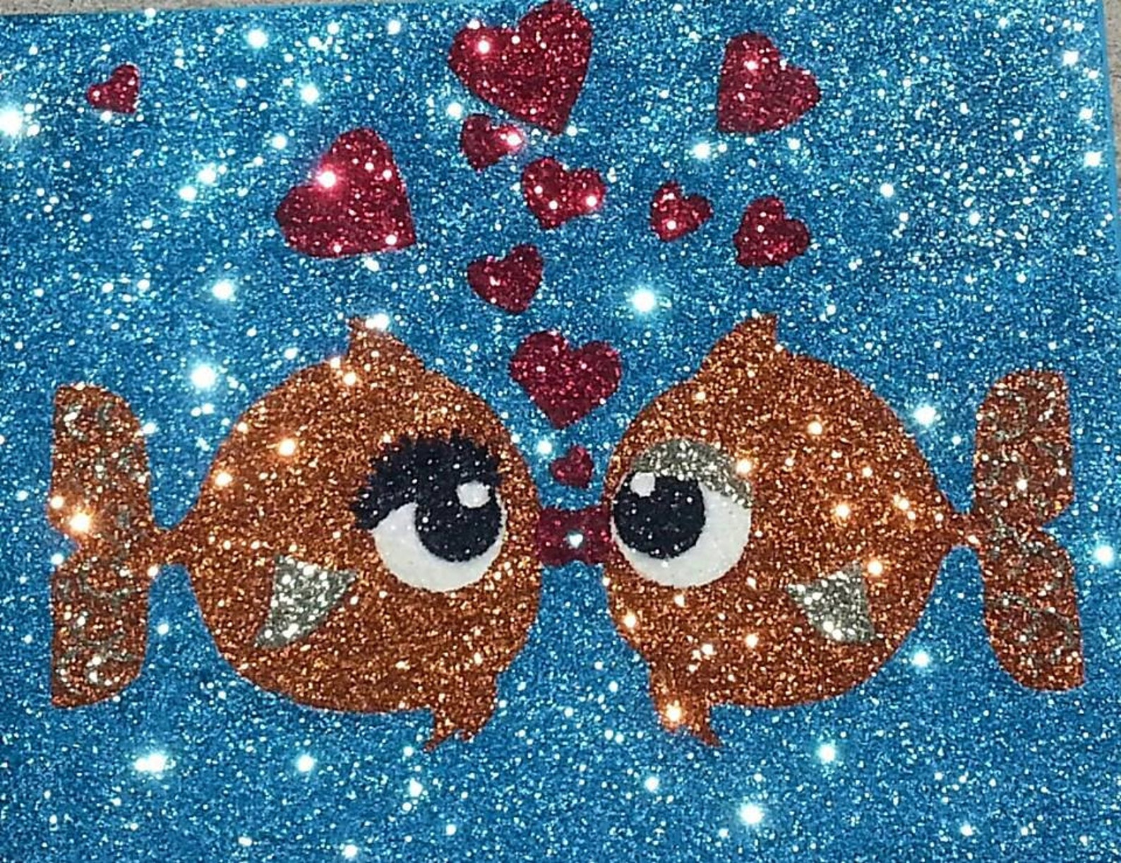 Kissing Fish - Glitter on Canvas - Kiss - Love - Hearts - Glitter Art ...