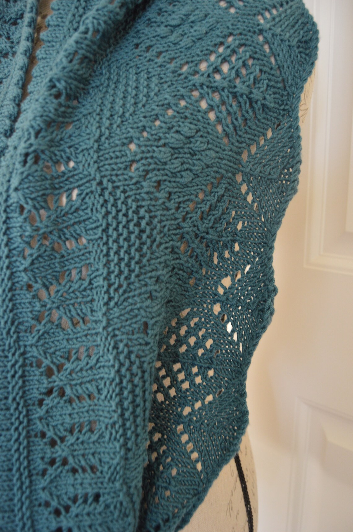 Hand Knit Lace Cowl | Etsy