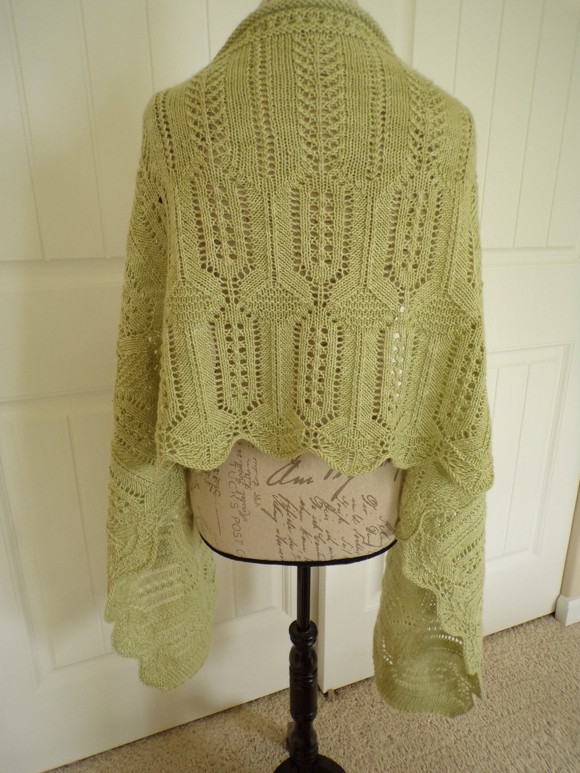 Light Green Lace Shawl - Etsy