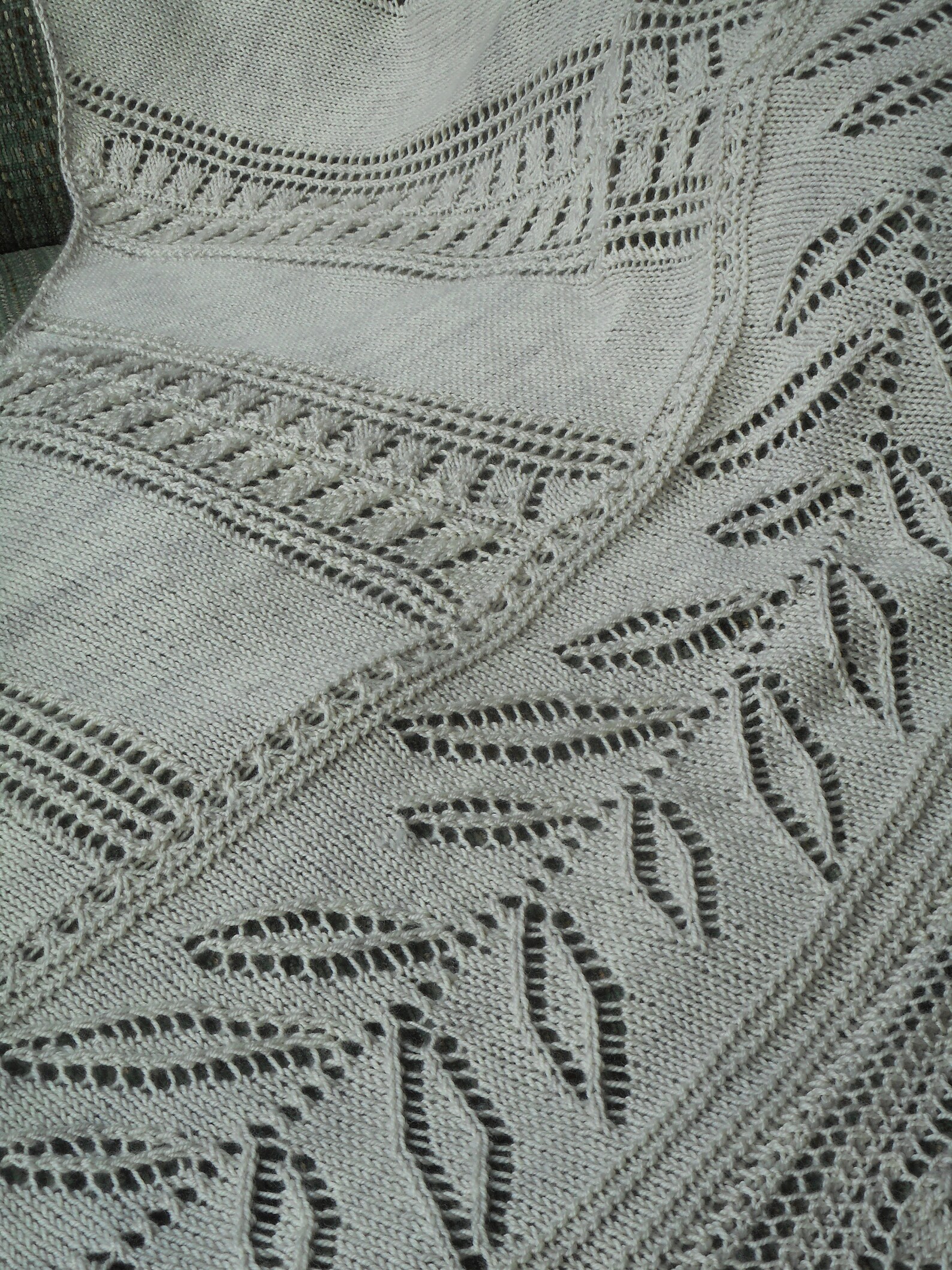 Knitting Pattern Lace Leaf Shawl Breeze - Etsy