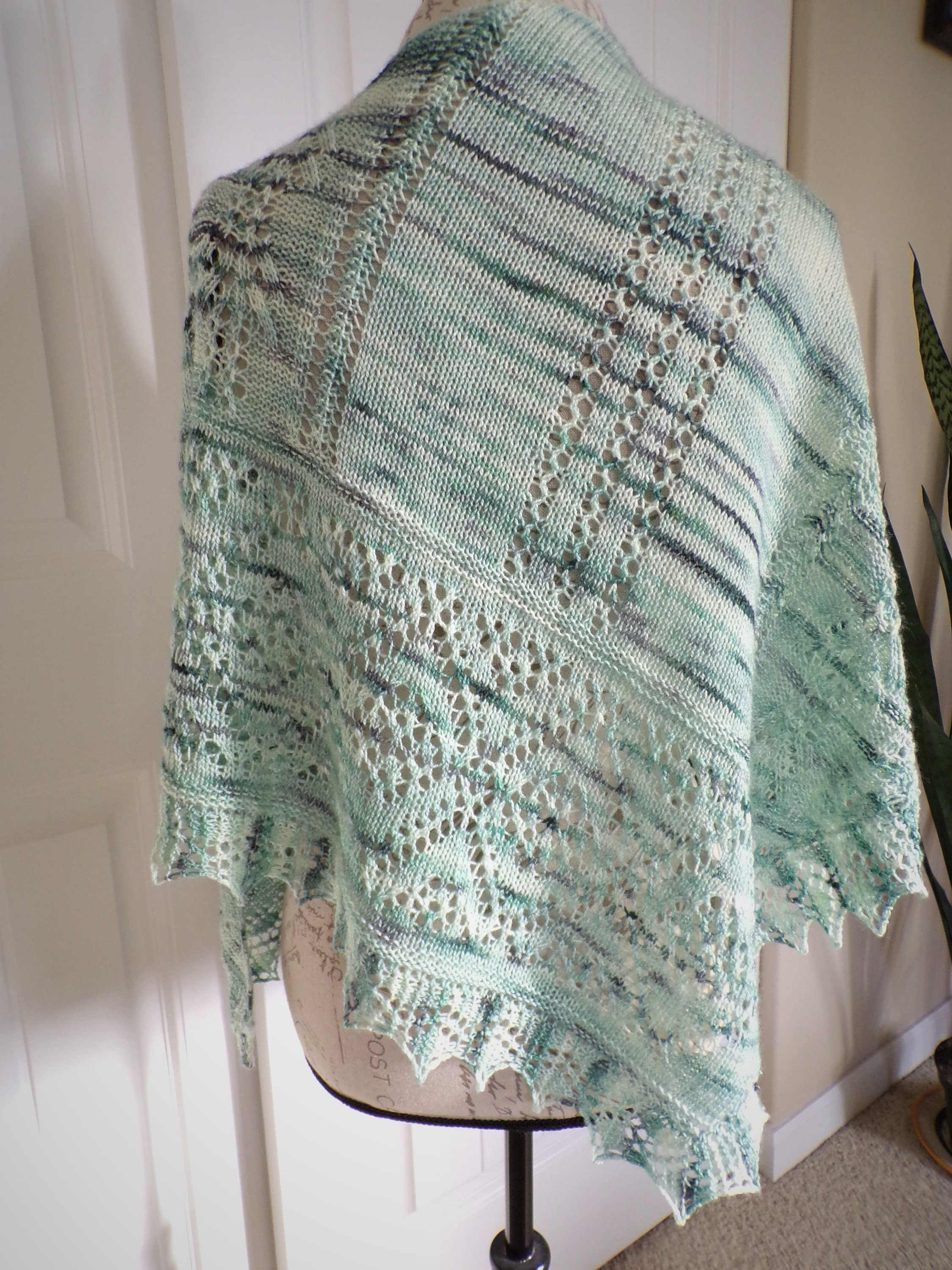 Hand Knit Lace Shawl - Etsy