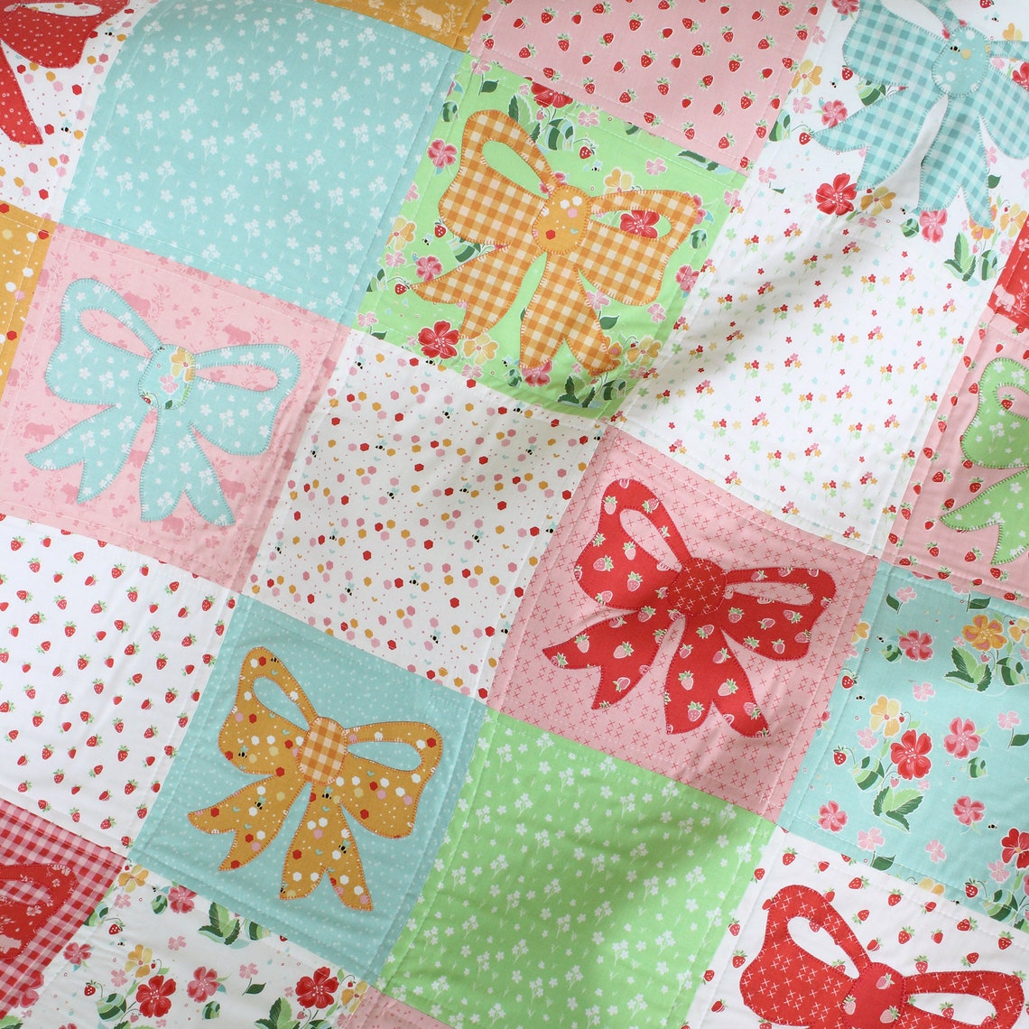 Betty Bow Quilt Sewing Pattern PDF Instant Download for - Etsy