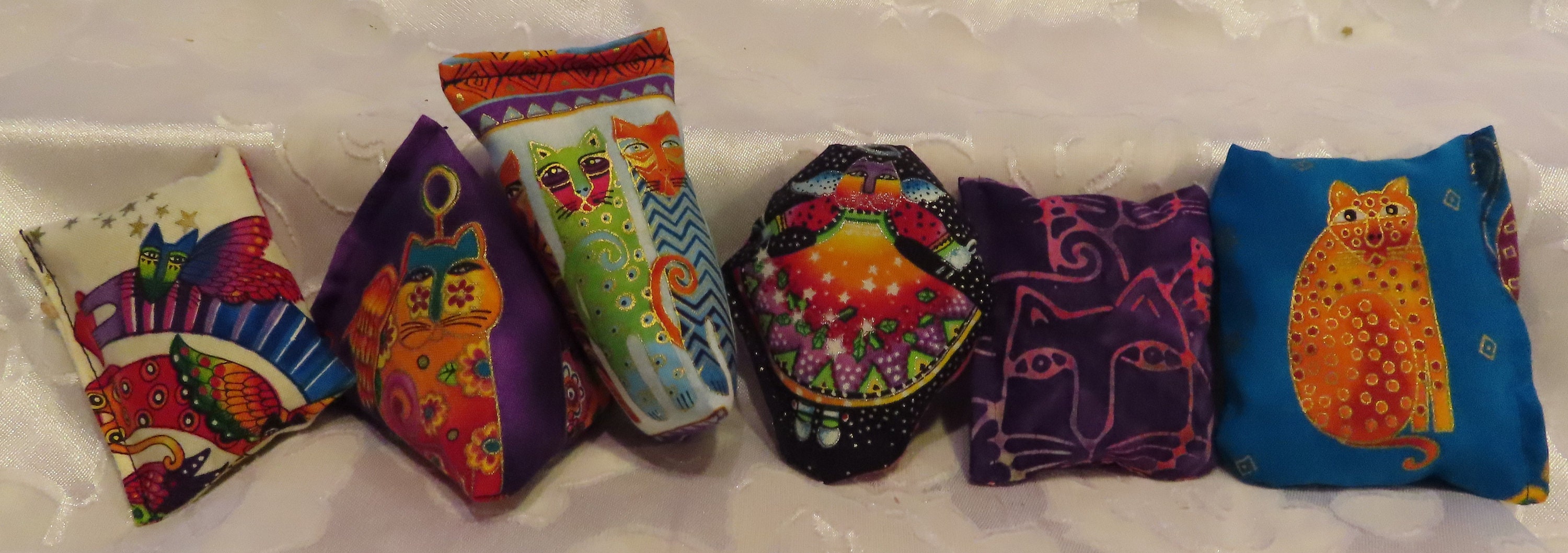 Laurel Burch Catnip Rare Oop Laurel Burch Fabric Cat Lover Etsy 