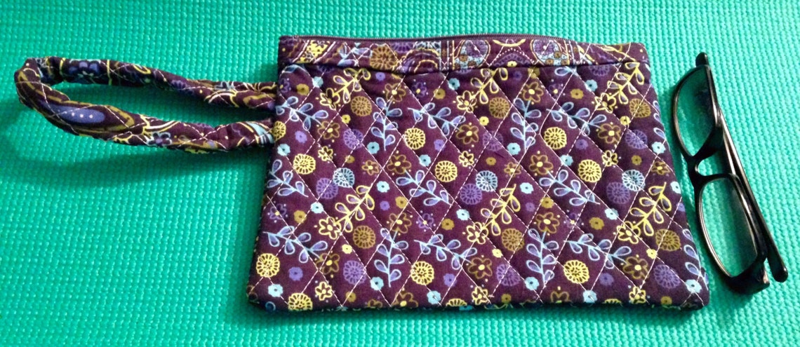 Quilted Wristlet Floral Quilted Wristlet Women's - Etsy