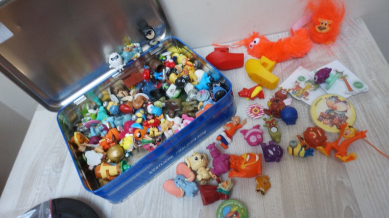 Lot of Random Mini Figurines, Animal Human Monster, Kinder Surprise ...