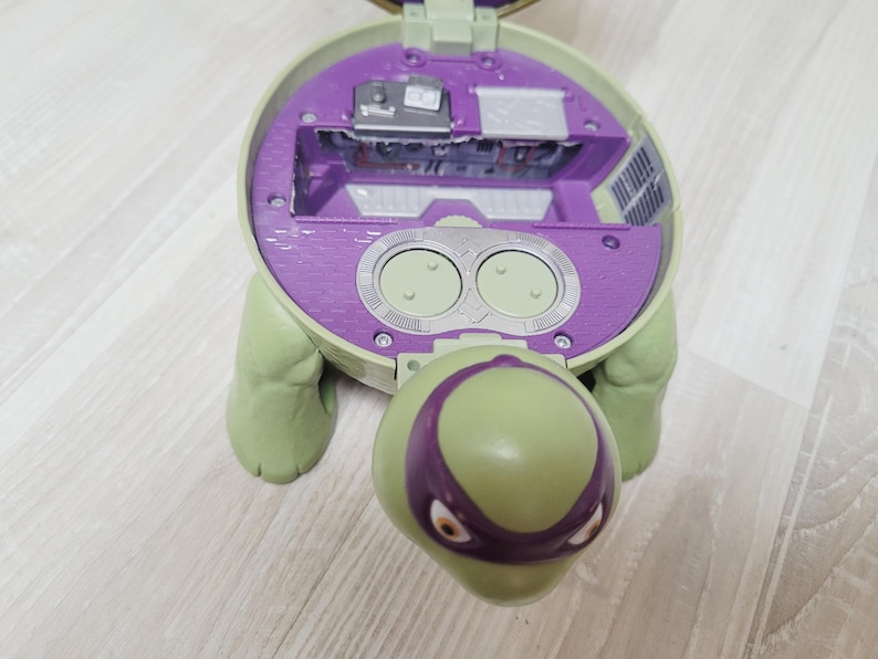 Donatello Teenage Mutant Ninja Turtle by Playmates Gift Box, Micro ...