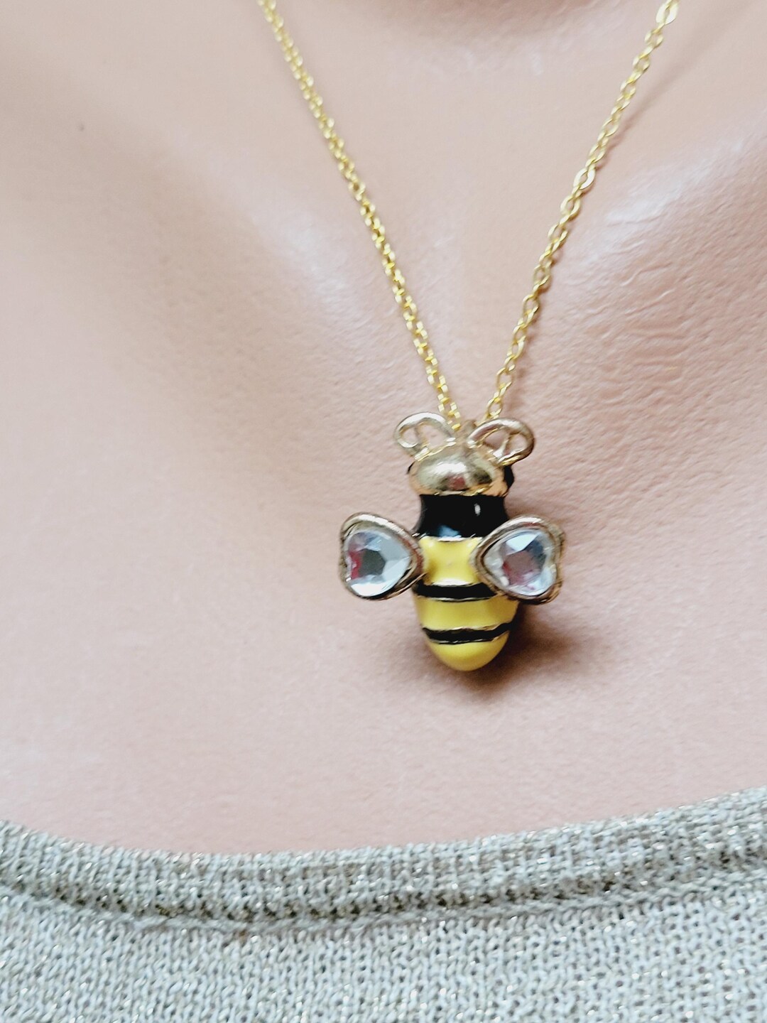 Bumble Bee Shape Enamel Gold Tone Pendant on Chain, Bumblebee ...