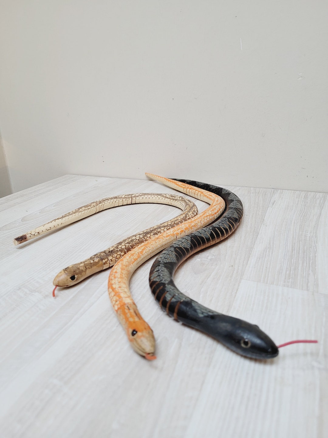 Choose Articulated Flexible Wooden Snake, Jointed Wobbling Moving Cobra ...