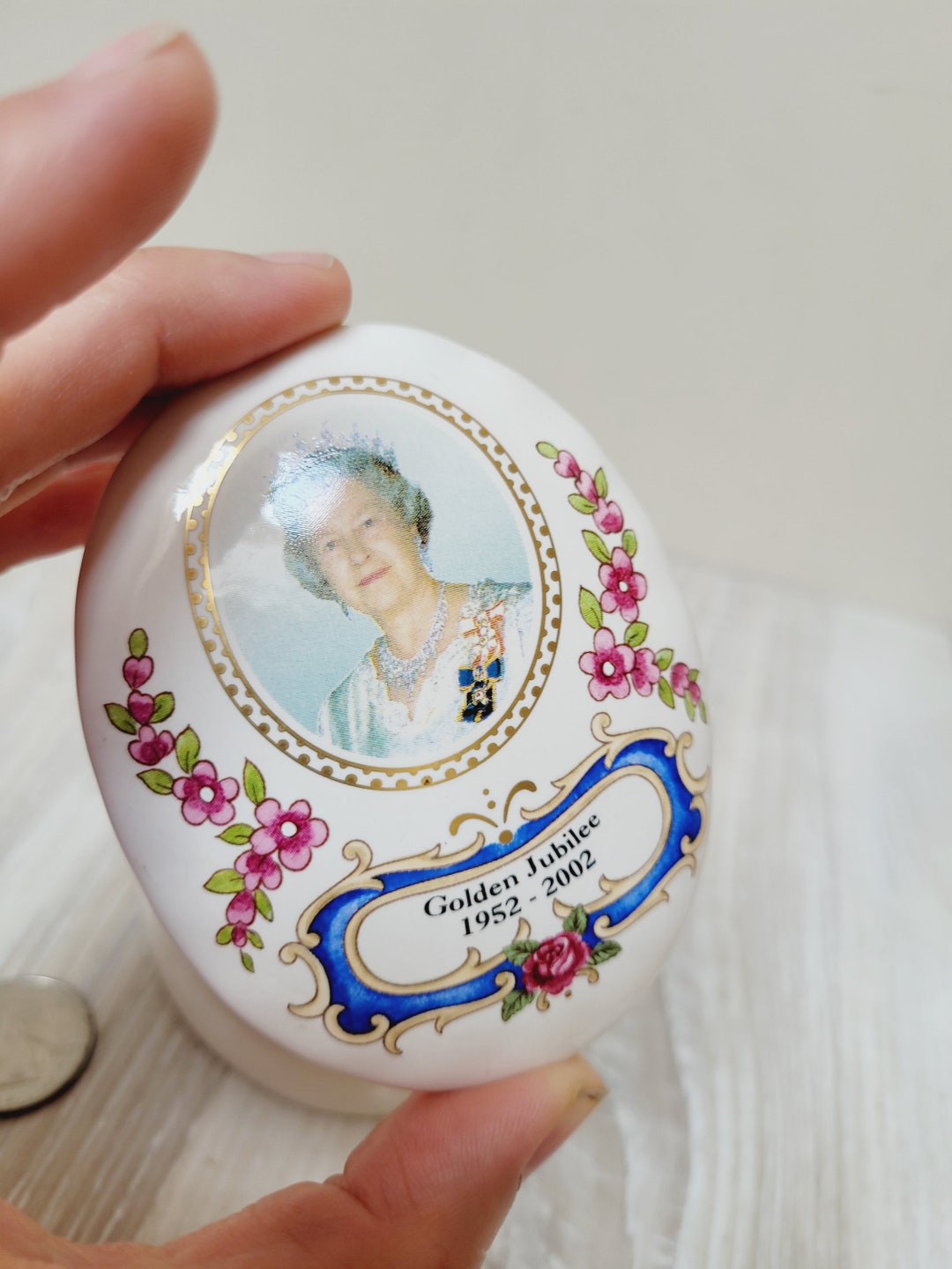 Queen's Elizabeth II Golden Jubilee 1952-2002 Oval Jewelry Box, Vintage ...