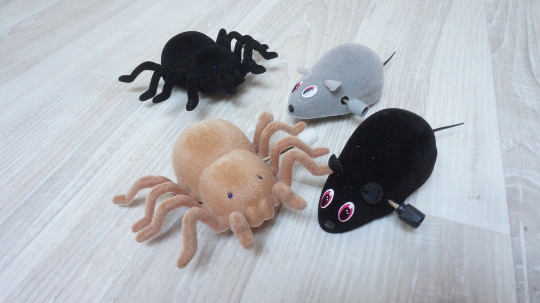 Choose Wind up Mouse or Spider Toy, Flocked Animal Figure, Flocking ...