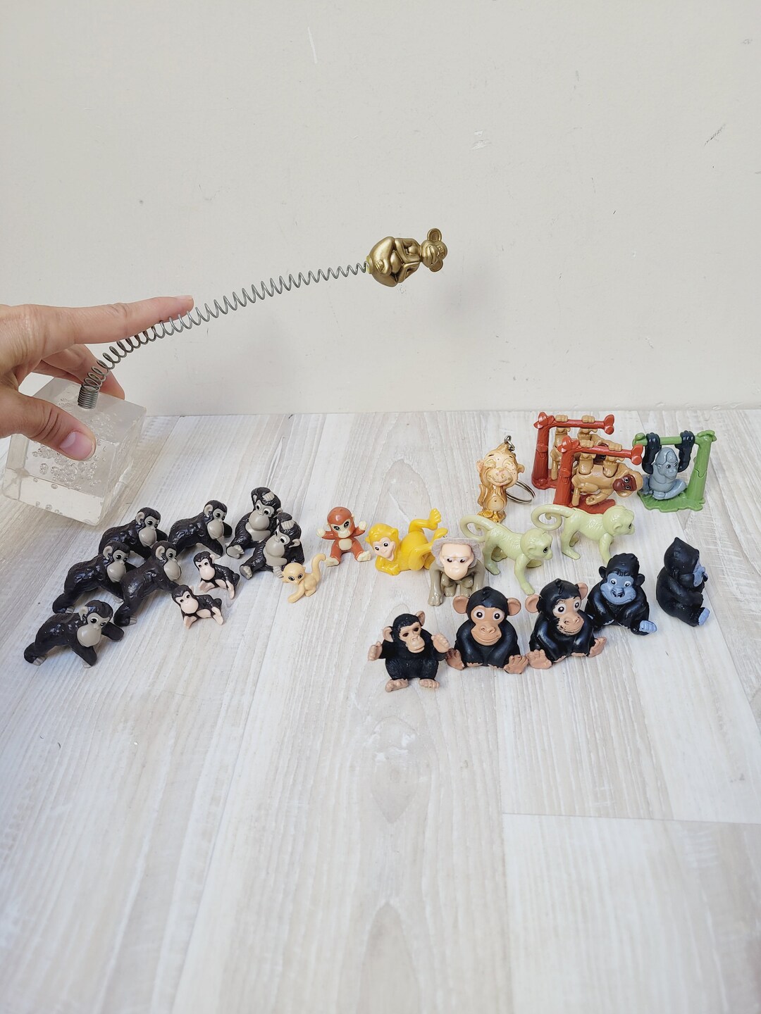 25 Monkeys Lot: Kinetic Meditating Praying Monkey, Keychain Lucite Cube ...