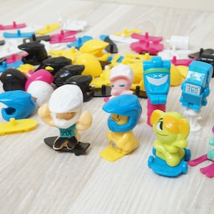 10 or 20 Random Crazy Bones Gogos Mini Monster Plastic Figurines Retro ...