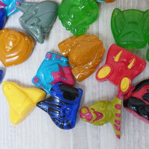 10 zufällig ausgewählte Dracco Heads Crazy Bones Gogos Sammlung ...