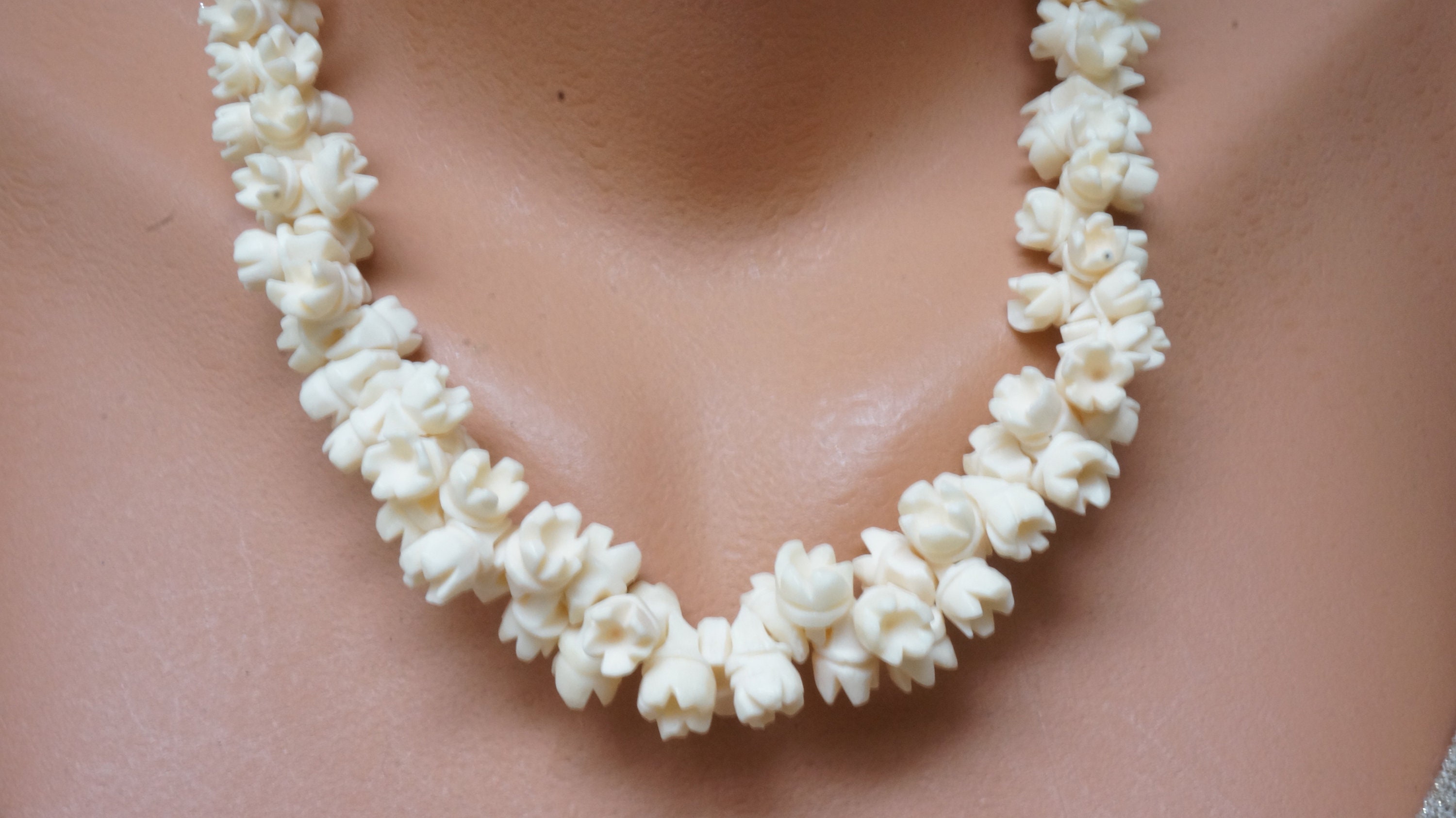 Vintage Carved Bone Pikake Bead Choker & Loose Beads - munimoro.gob.pe