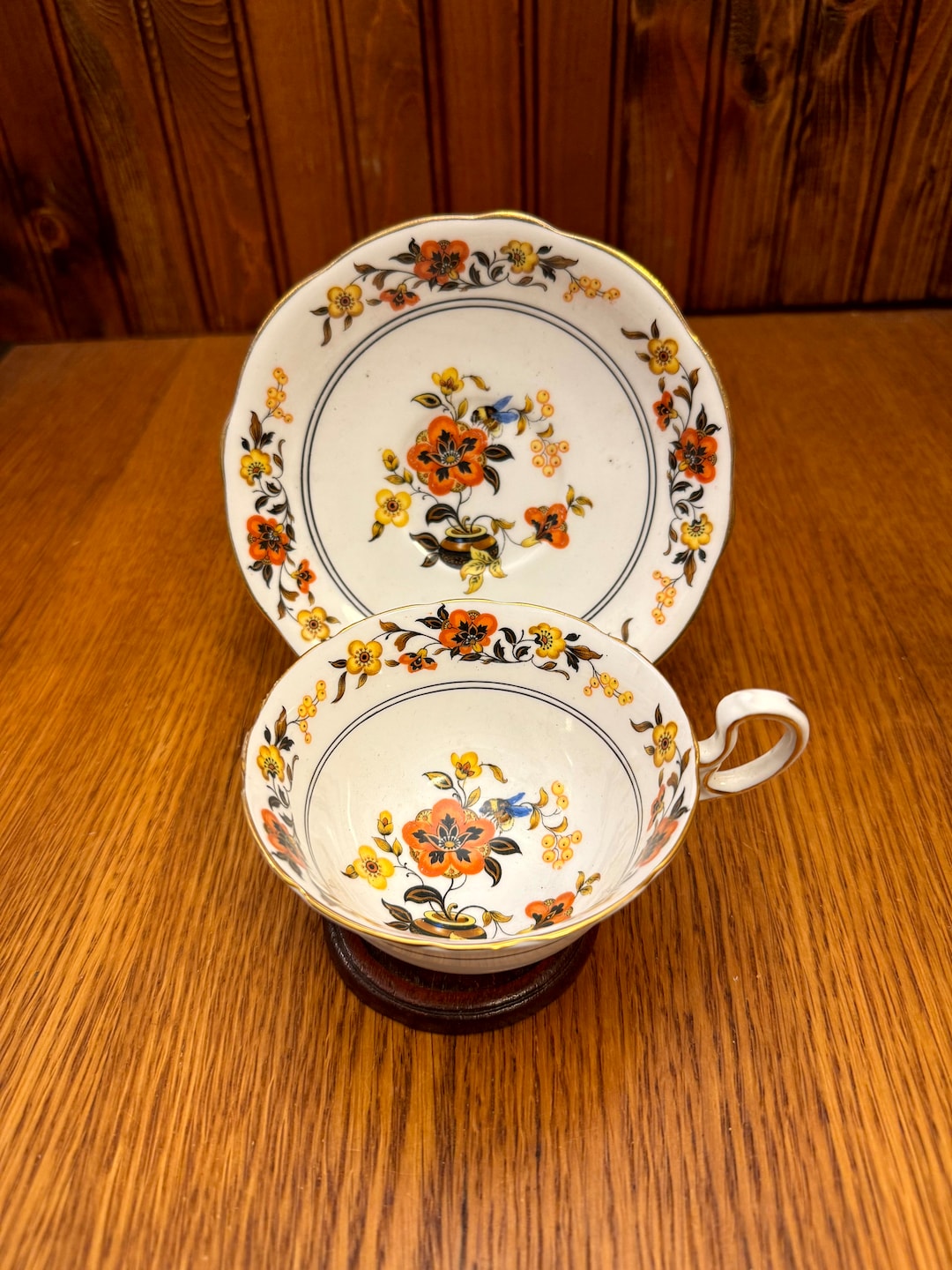 Aynsley Fine Bone China Teacup and Saucer, Bumble Bee on Flowers, A ...