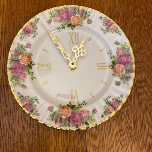 Red & White Wall Clock 8 Sizes to Choose Made in USA - Etsy