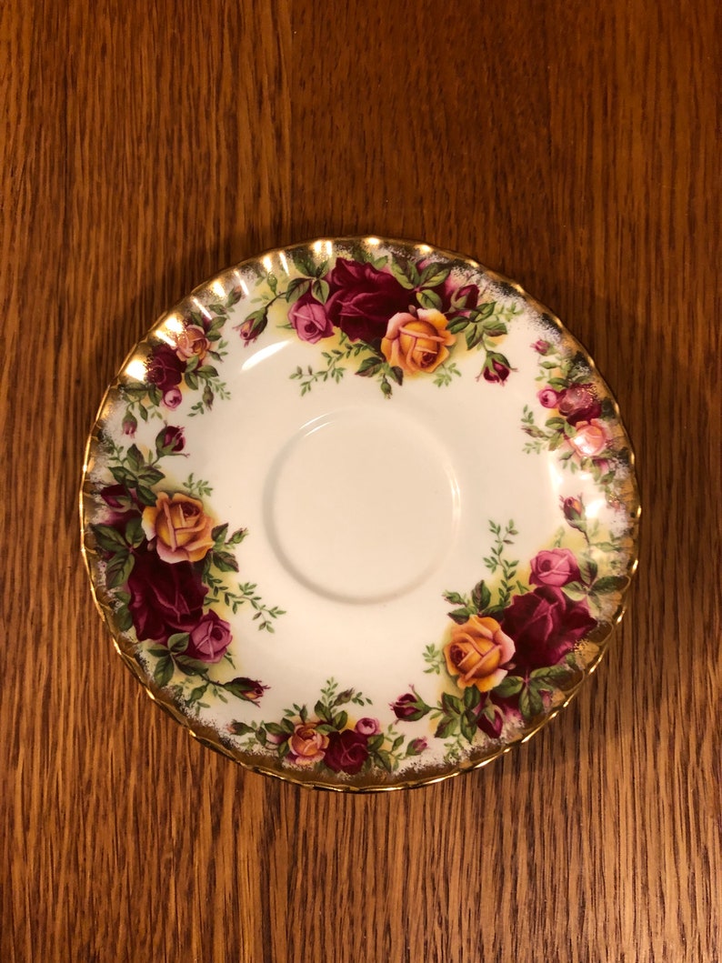 40 Piece Royal Albert Old Country Roses Dinnerware Set, Service for 8 ...