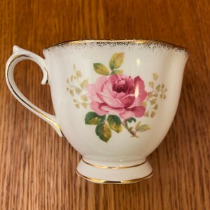 Royal Albert American Beauty, Countess Shape, Teacup and Saucer - Etsy