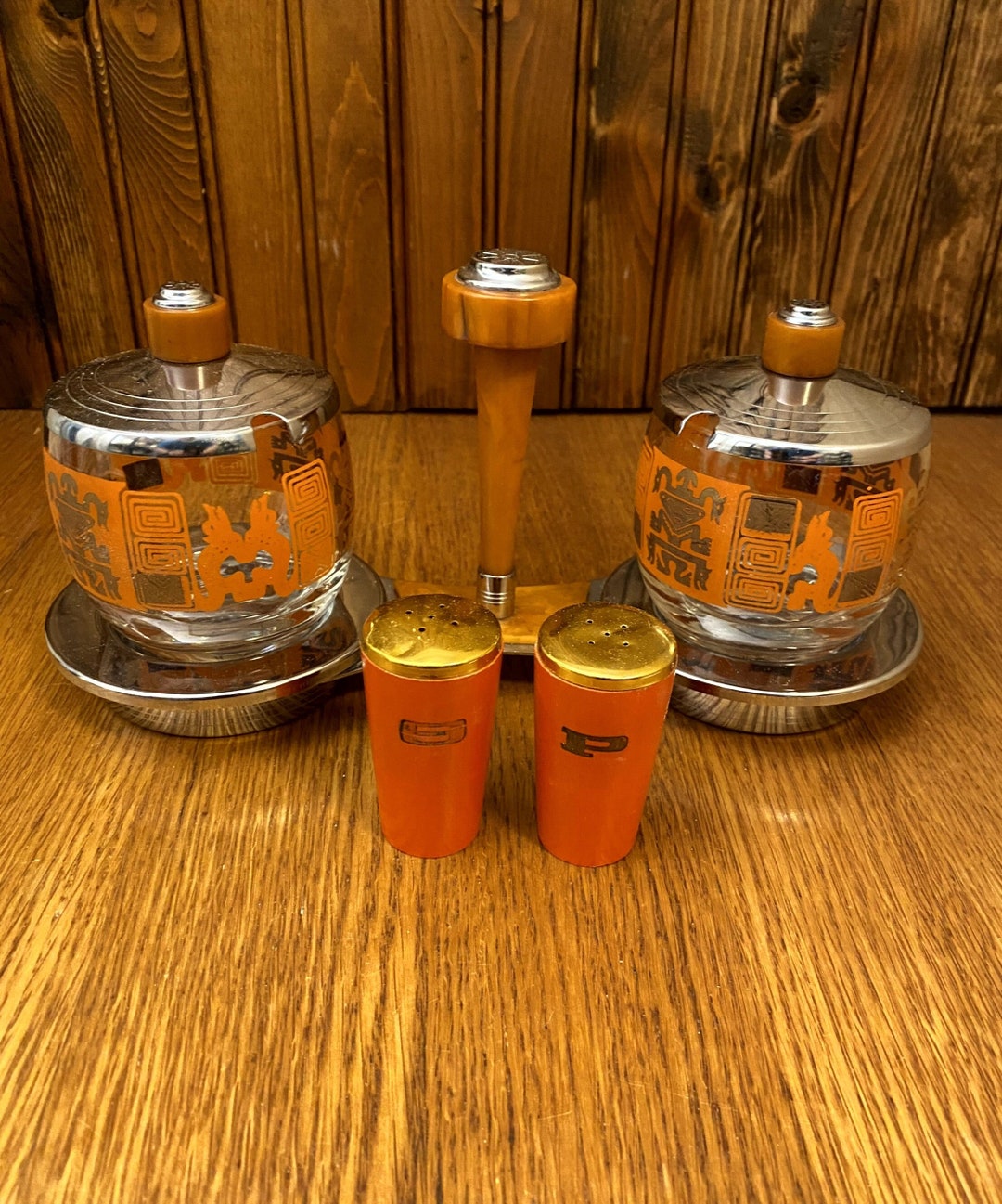 Glo Hill Tiki Inspired Condiment Set With Butterscotch Bakelite Accents ...