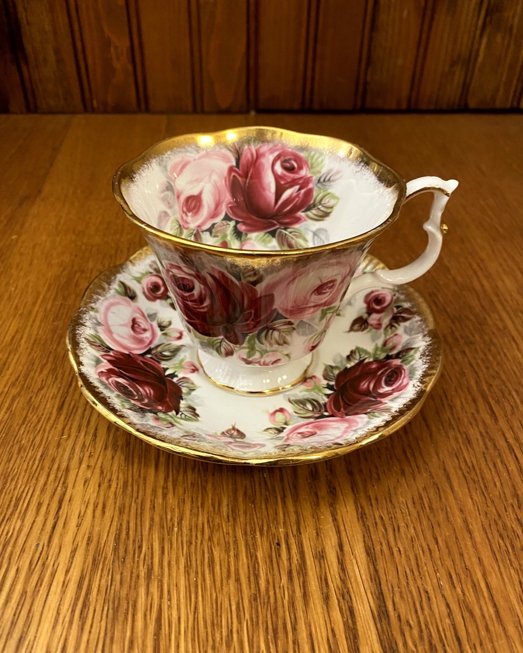 Royal Albert Summer Bounty Series, Ruby, Light Pink and Dark Pink Roses ...