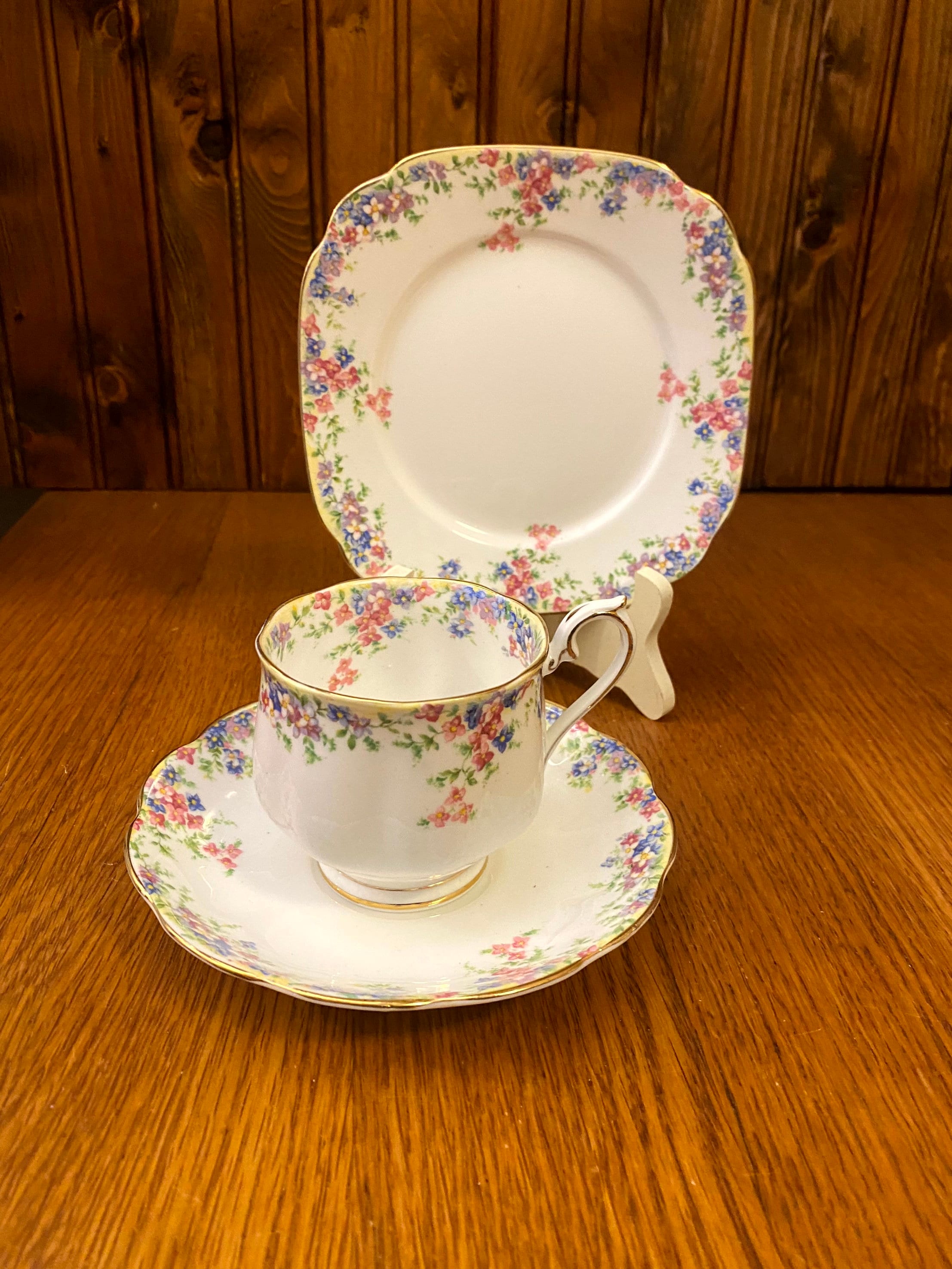 Royal Albert Crown China, Mayfair, Dessert Set, 13 Piece Set - Etsy