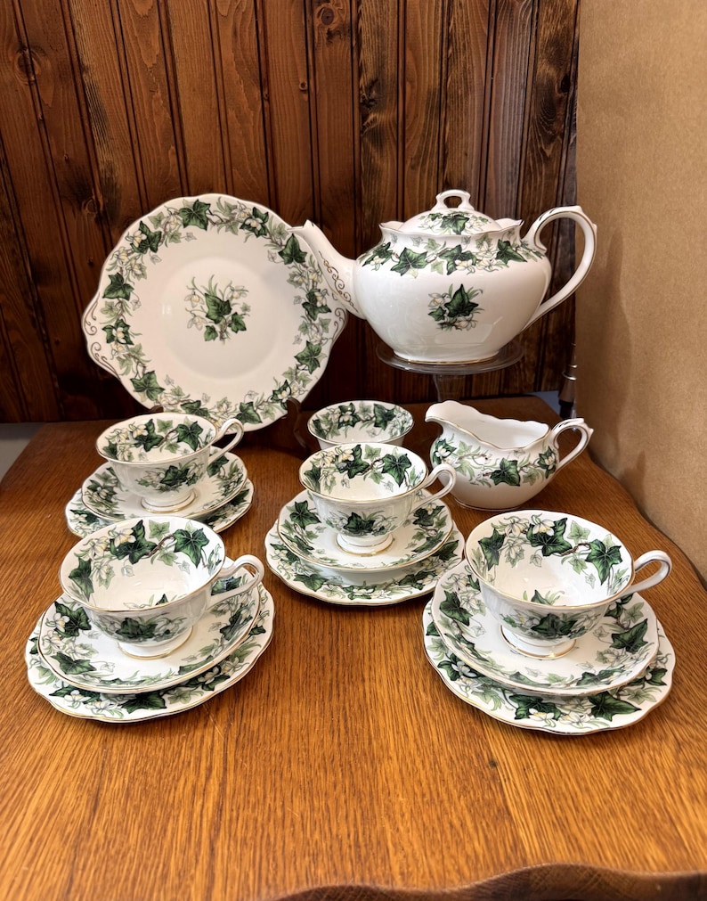 Royal Albert Ivy Lea Tea Set, Service for 4 - Etsy