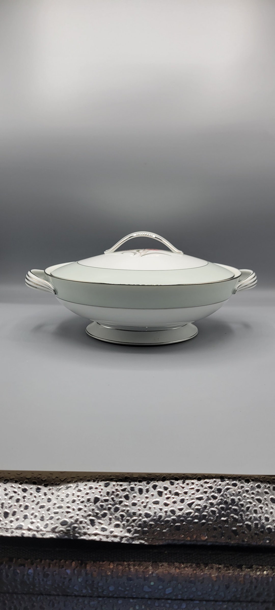 Noritake Crest Covered Vegetable Bowl Casserole Dish - Etsy