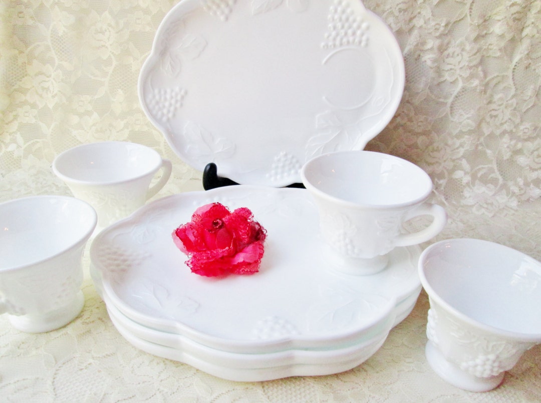 Colony Harvest Milk Glass Snack Set Vintage NIB 8 Pc Luncheon 4 Plates ...