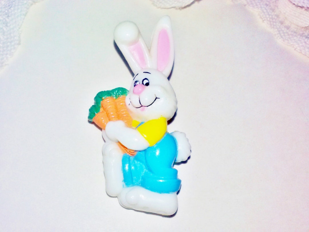 Easter Brooch Vintage Pin Farmer White Bunny Rabbit Peter Cottontail ...