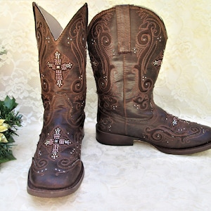 Brown Studded Kid's Cowboy Boots With Rhinestone Crosses Size US 2, UK ...