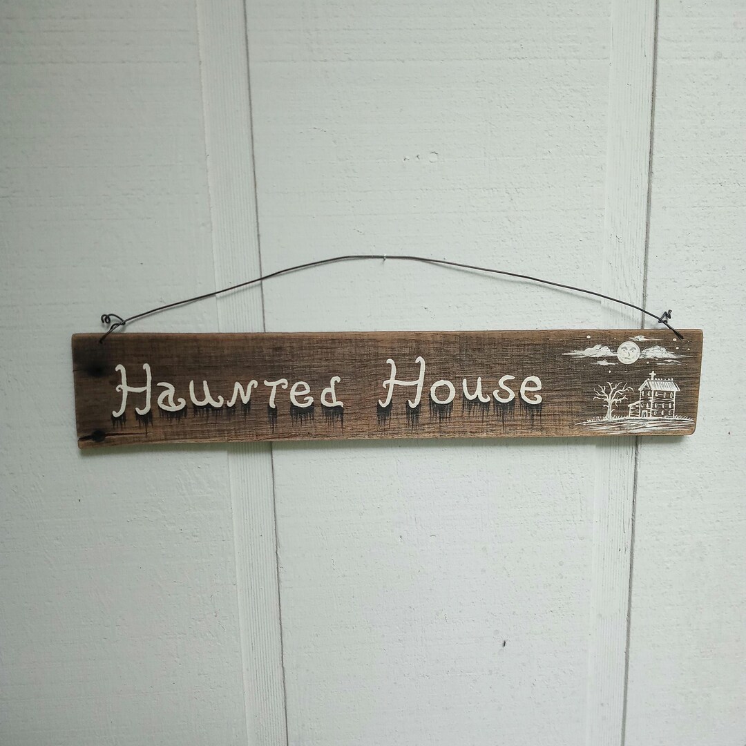 Haunted House Sign Primitive Folk Art Halloween Sign Spooky Porch Décor ...