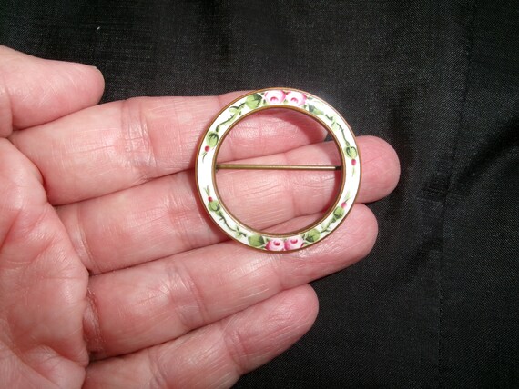 Antique Enamel Circle Brooch, Dainty Rose Vintage Pin - Gem