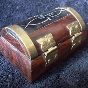 Vintage Tiny Wooden Gift Box , Indian Wood Gift Souvenir Ring or ...
