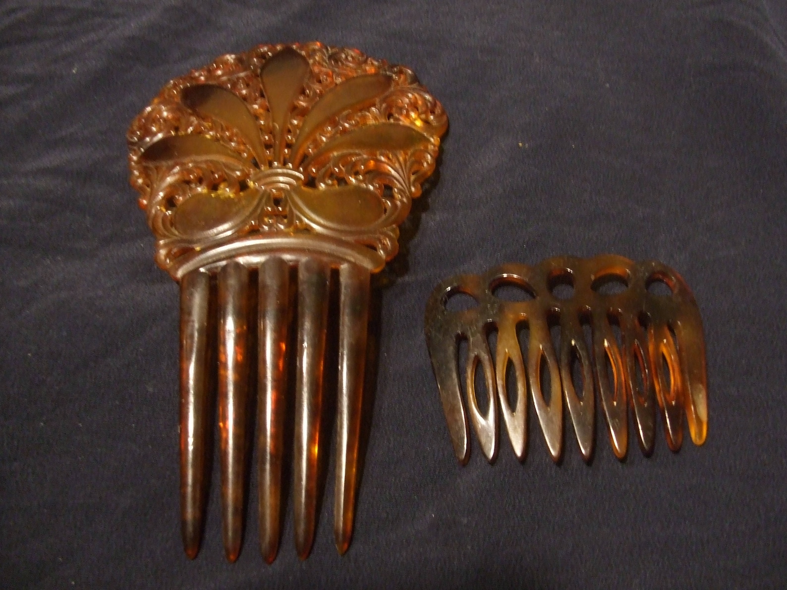 Vintage Celluloid or Early Plastic Hair Combs Set of 2 Old | Etsy