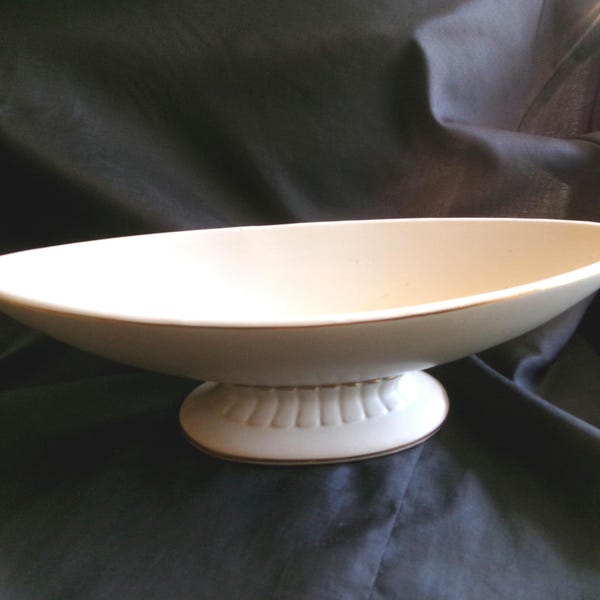 Inarco Centerpiece - Etsy