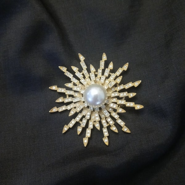 Starburst Pin - Etsy