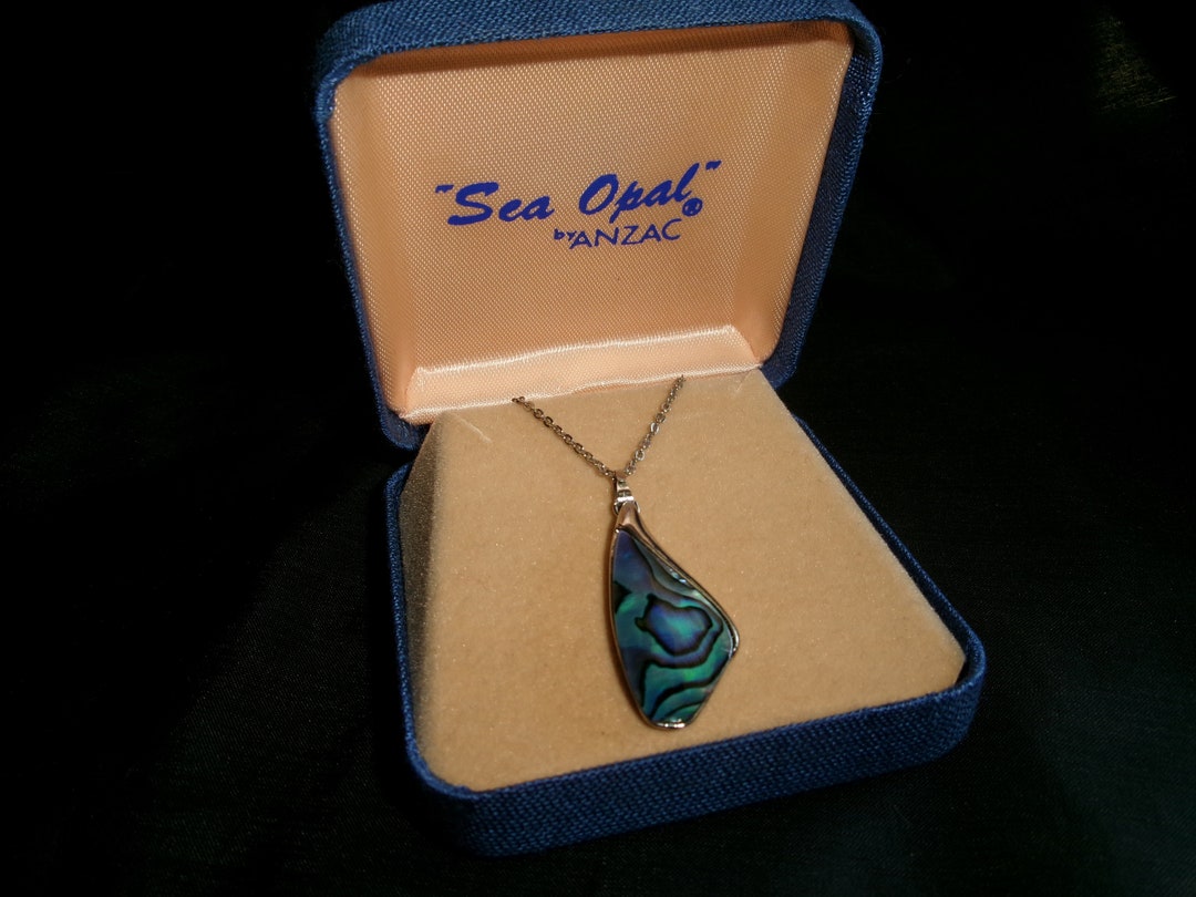 Vintage Paua Shell Necklace, NIOB Sea Opal by Anzac Pendant on Chain - Etsy