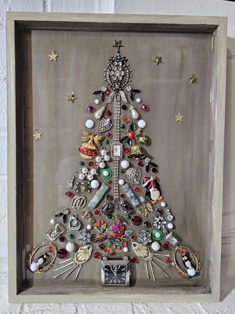 Vintage Jewelry Christmas Tree: Handmade Farmhouse Decor, Framed Art - Etsy