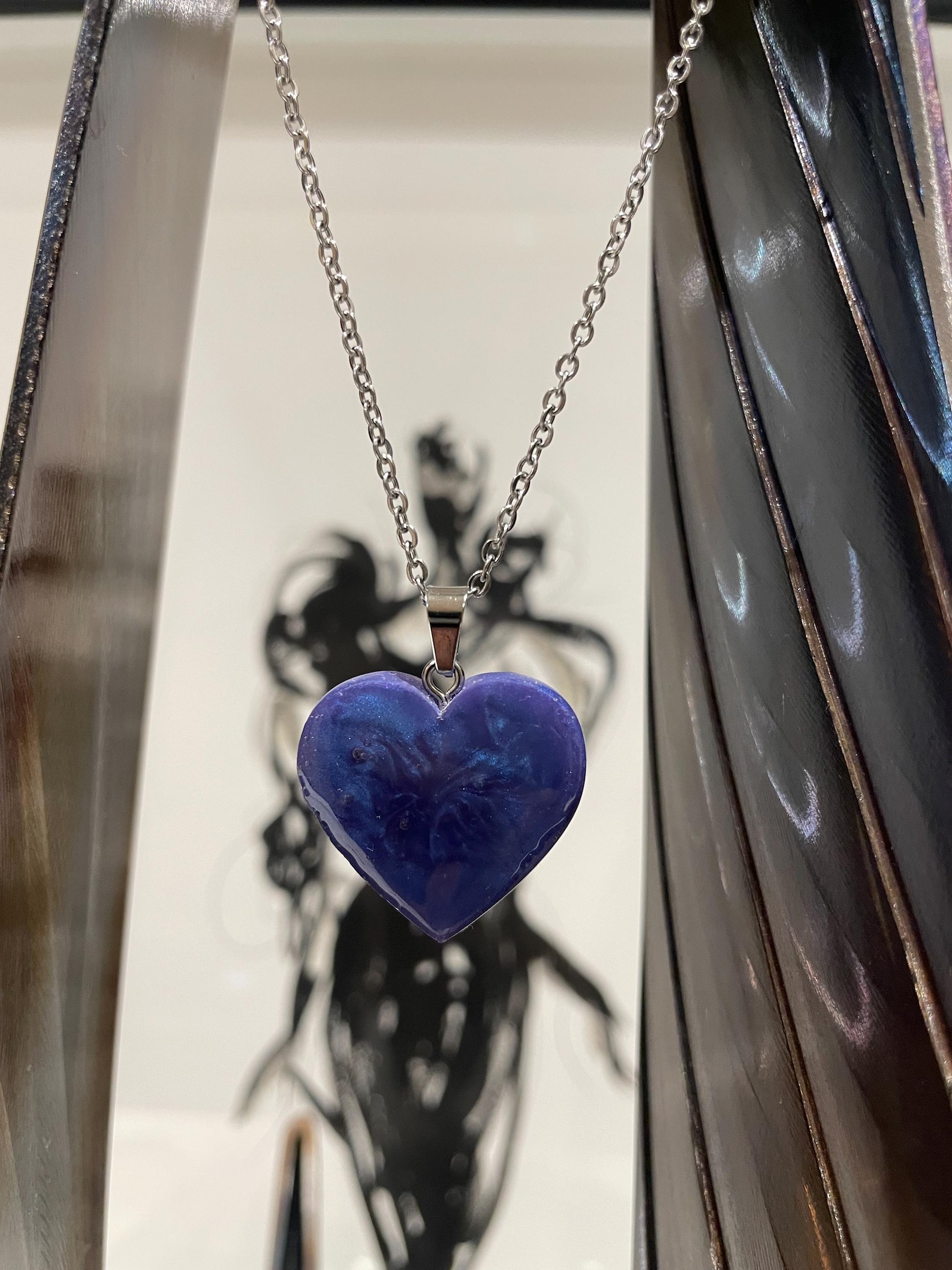 NFC Jewelry, Heart Resin Pendant Containing a NFC Chip Allowing You to ...