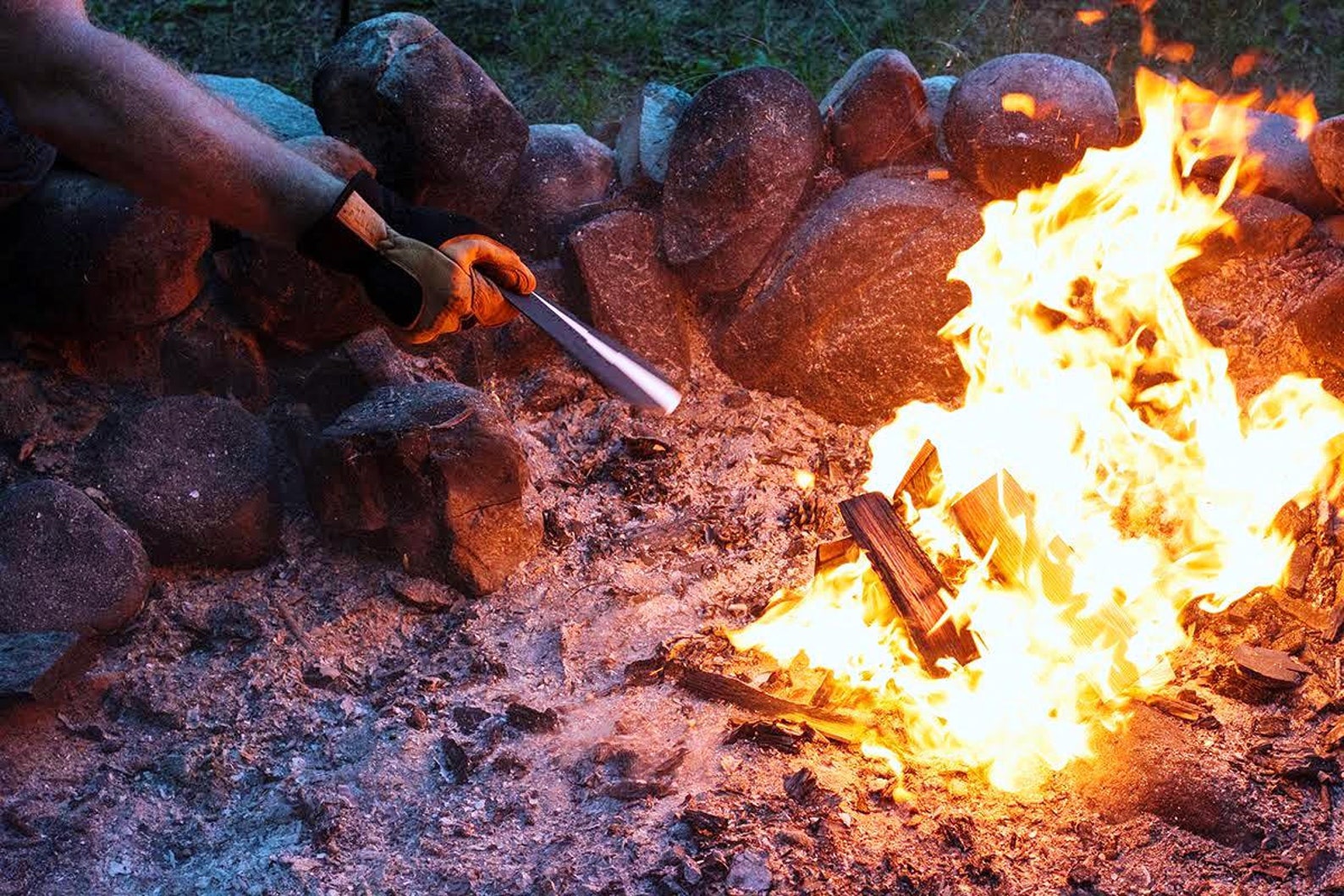 Windtinder Campfire Stoking Fan - Etsy
